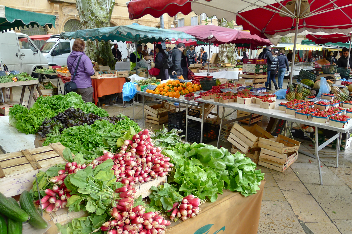 Jour de marché à Aix-en-Provence - Cassonade et Camembert